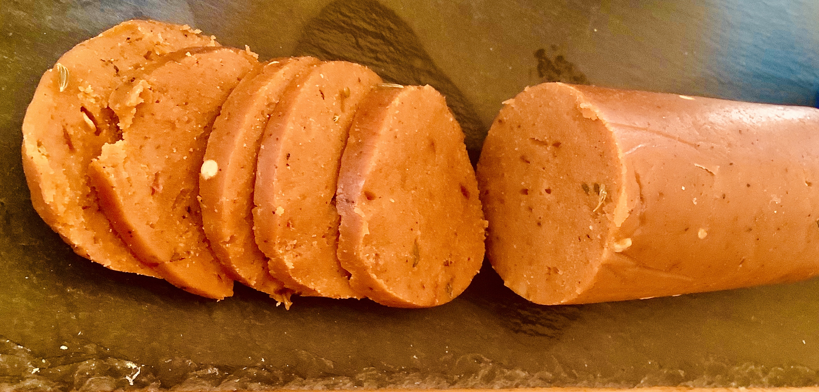DIY Vegan Pepperoni – Sideways Cottage…